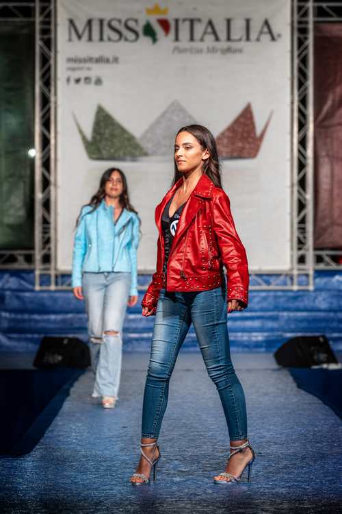 Miss Italia contestants wear Leather Trend leather jackets ...